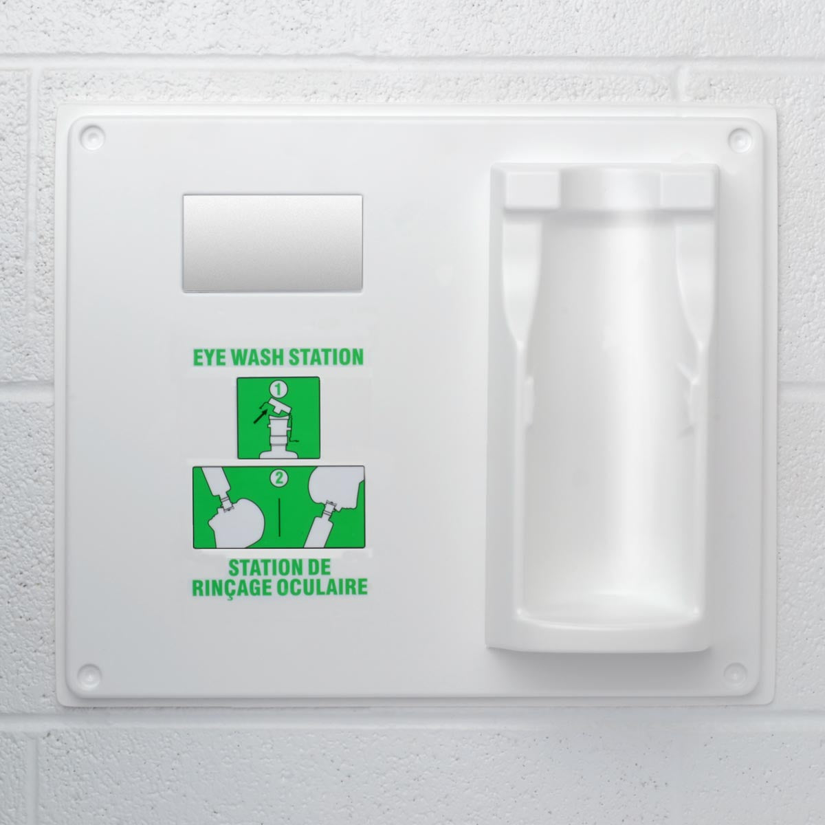 EYE WASH STATION, SINGLE PLAQUE ONLY w/EYE WASH BOTTLE LABEL – Eco Medix